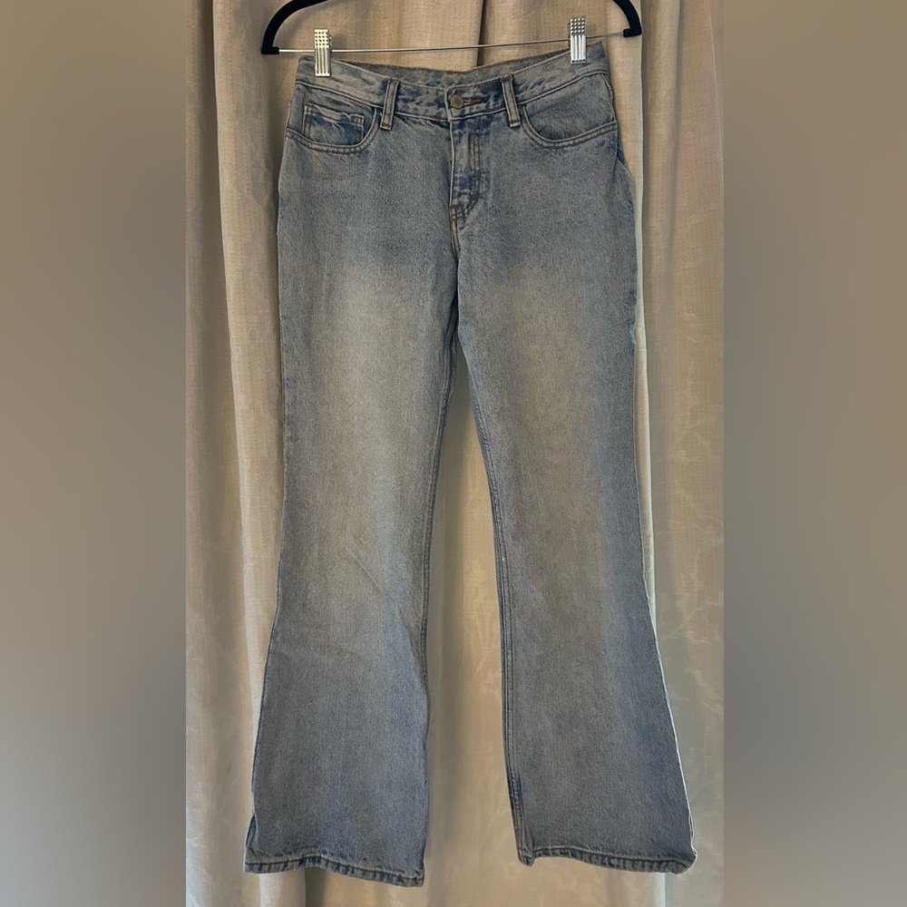 Brandy Melville Bootleg Low Rise Jeans - Gem